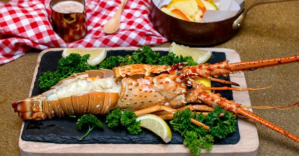 Where to Eat Phuket: Waterside Fine Dining | The Watercourt