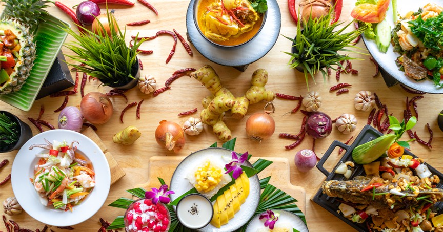 Where to Eat Phuket: Baithong Thai & Seafood Restaurant