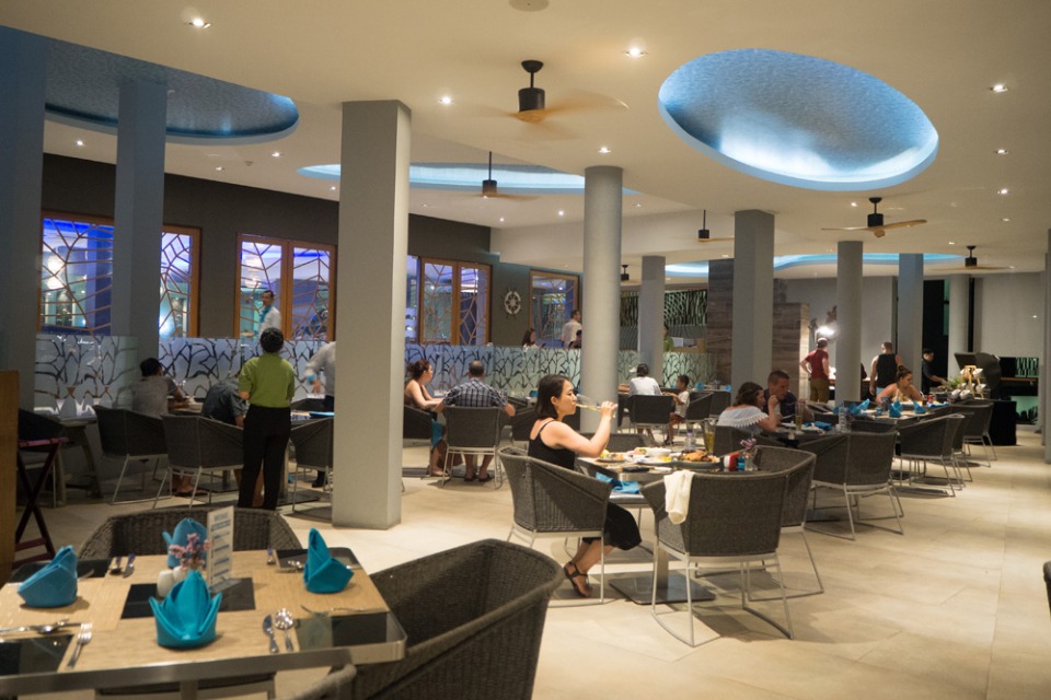 Where to Eat Phuket: ATMOS Restaurant