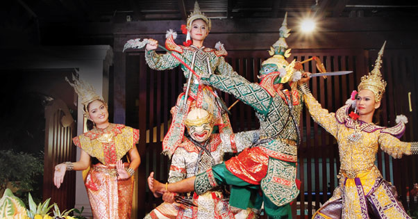Where to Eat Phuket: Classical Thai Dance Show at Kantok Restaurant