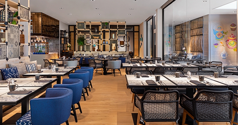 Where to Eat Phuket: Christmas dine on a BBQ Seafood Buffet at Chao Leh ...